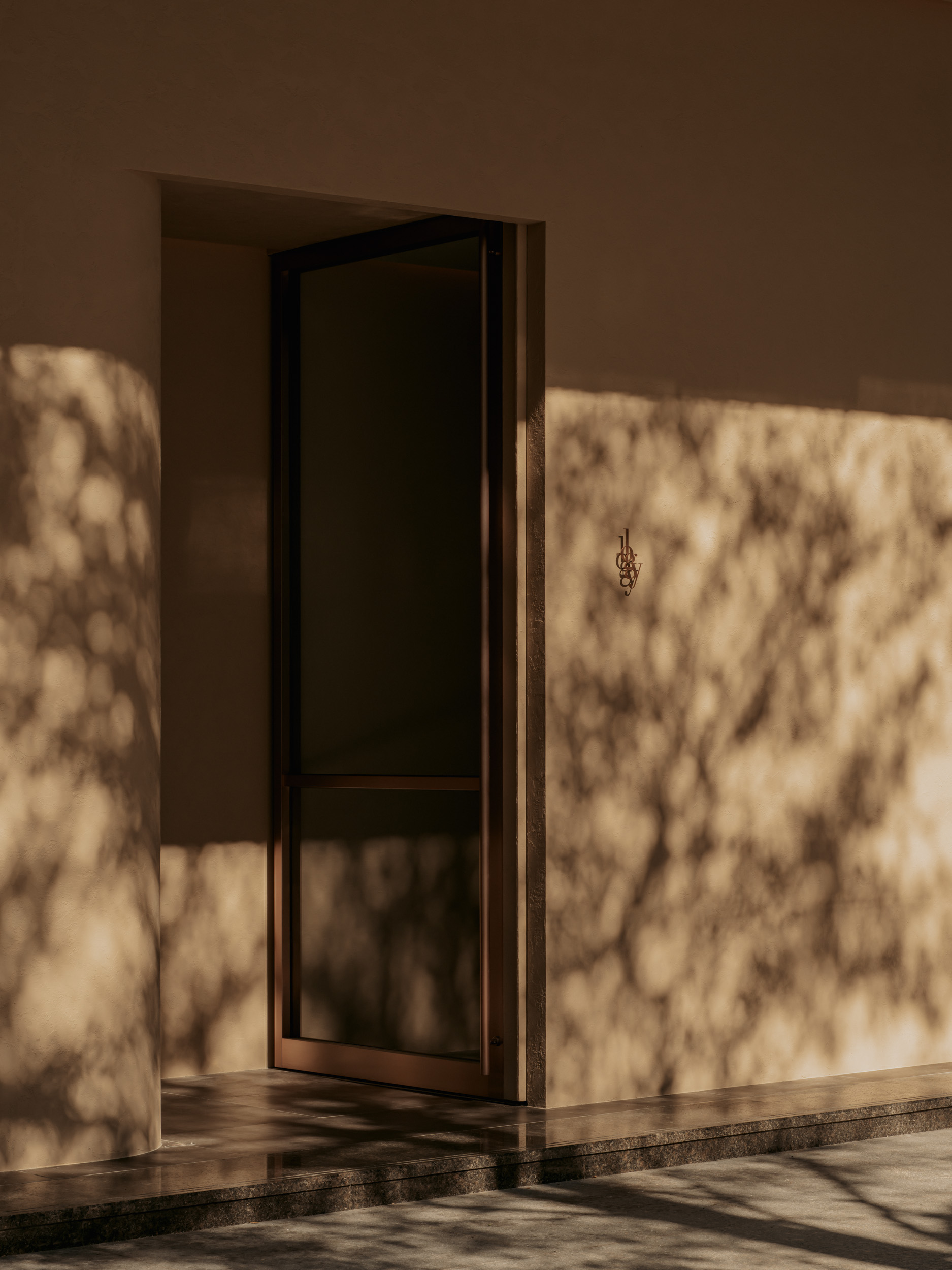 LOGY | KEIJI ASHIZAWA DESIGN